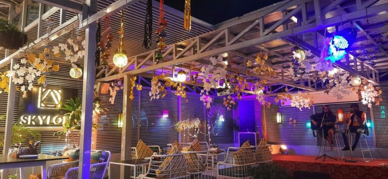 Top 20 Rooftop Clubs & Restaurants in Jaipur (Nightlife, Food, DJ, Views)